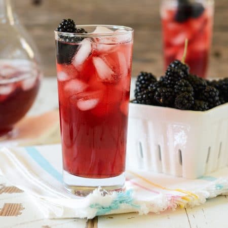 Blackberry Iced Tea - The Cake Chica