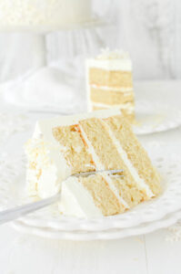Christmas Coconut Cake - The Cake Chica