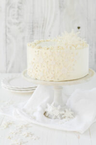 Christmas Coconut Cake - The Cake Chica