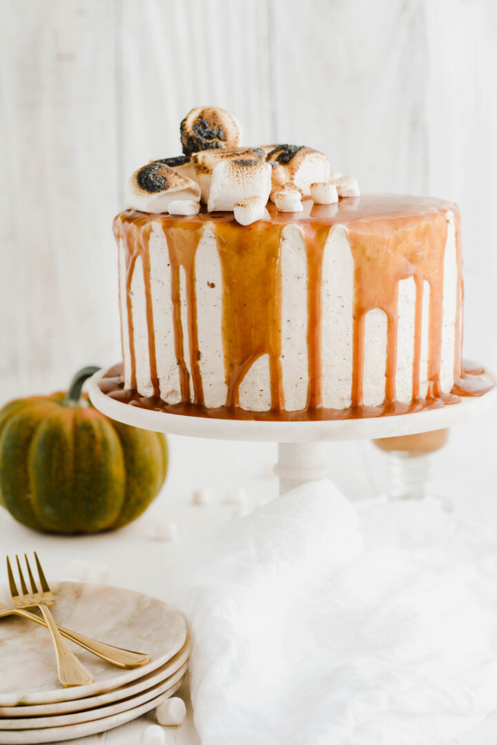 Pumpkin Spice Marshmallow Cake - The Cake Chica