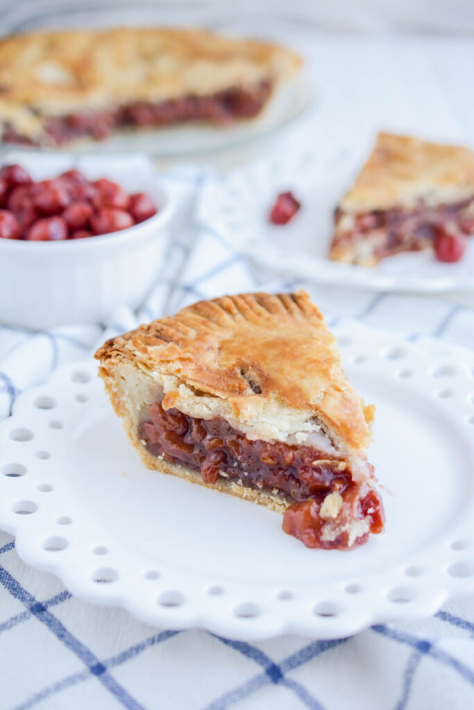 Easy Cherry Pie - The Cake Chica