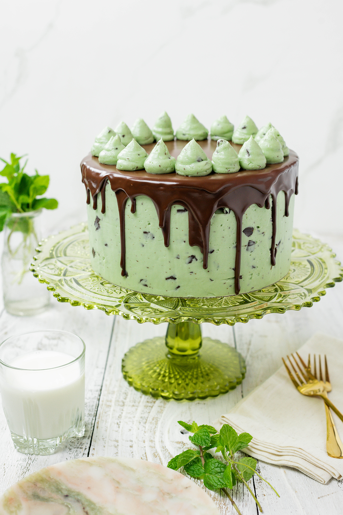 Mint Chocolate Chip Cake - The Cake Chica